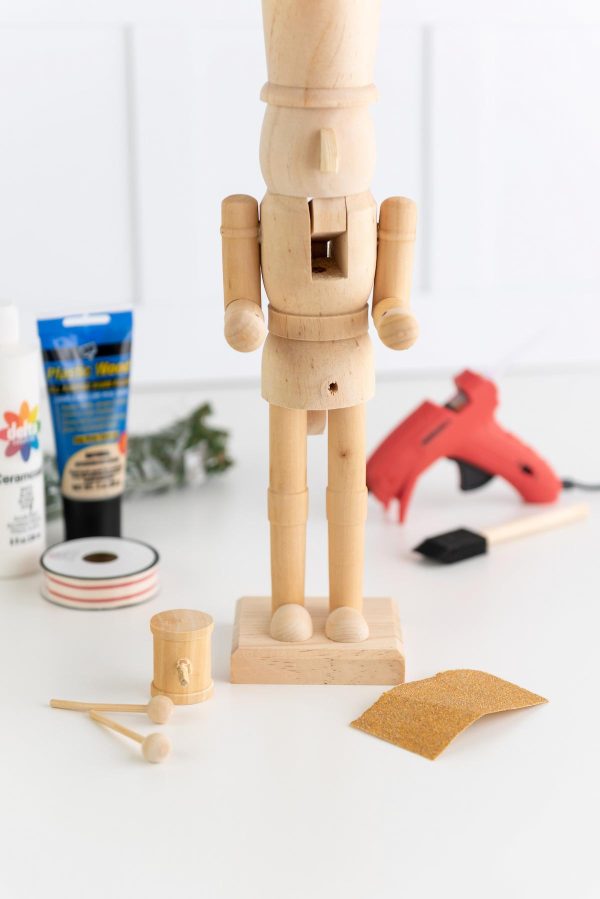 DIY Modern Christmas Nutcracker - Brooklyn Berry Designs DIY Modern Christmas Nutcracker - Brooklyn Berry Designs
